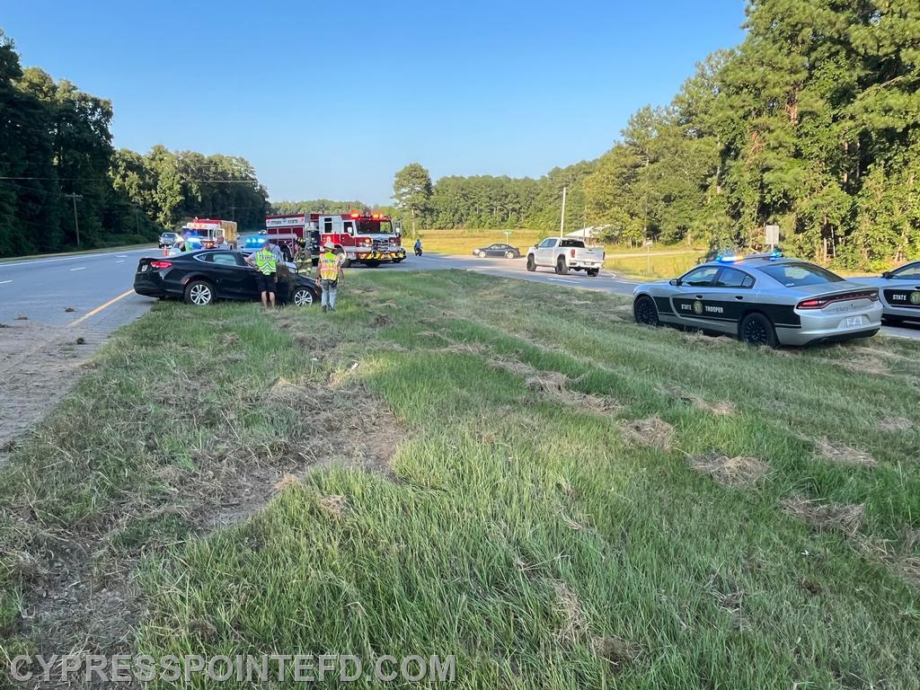 Medical Emergency Causes Wreck - Cypress Pointe Fire & Rescue